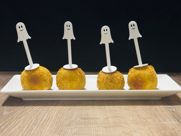 Baked Chicken cheese pops | Hunger Soul